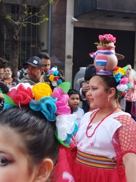 italki - Beautiful Paraguayan folklore in Buenos Aires yesterday. Some ...