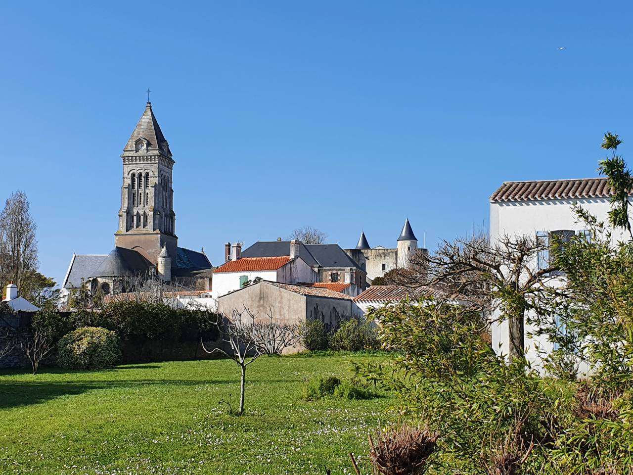 italki - Ein Wochenende am Strand. Vor ein paar Wochen sind wir ein ...