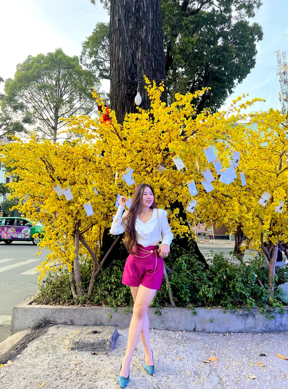 italki - Hi, my name is Nhu and I am a Vietnamese born. I am looking for language partners to ...