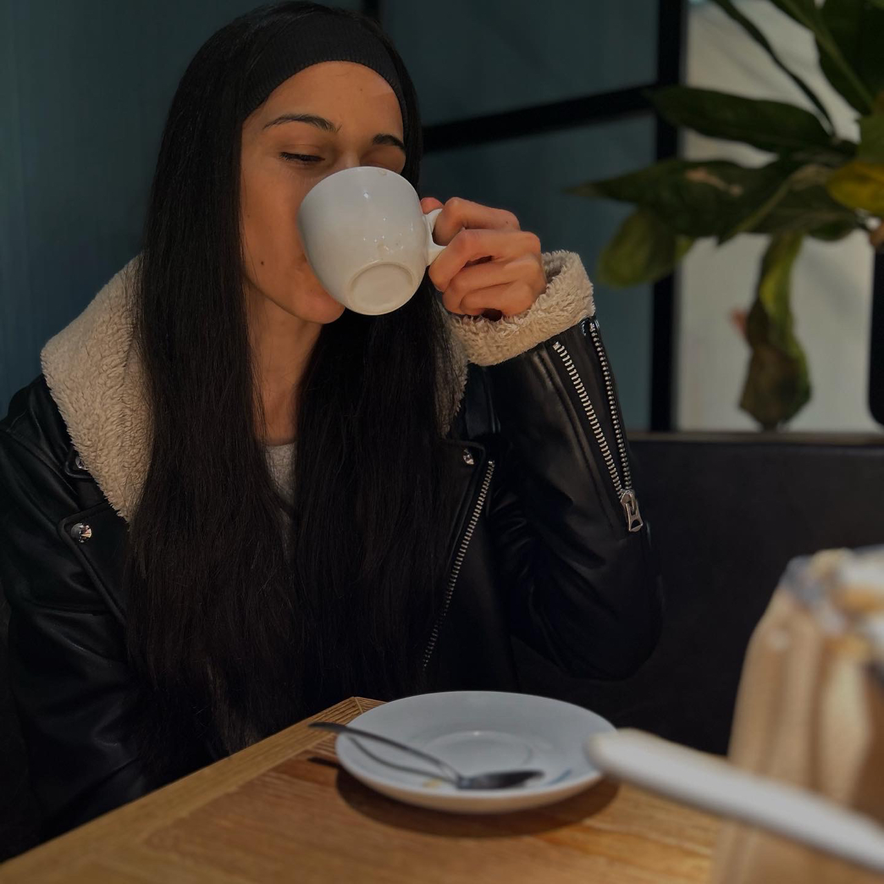 italki - Café y sus beneficios 💻☕️📷 Por la mañana apetece una buena taza de café, para muchos no ...