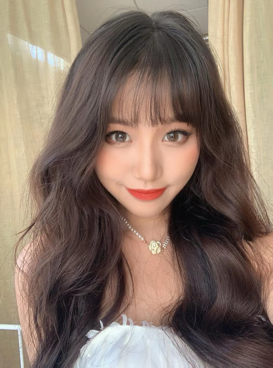 italki - Hi! I'm Carina, I’m 23 years old and come from Shanghai. I need to improve my oral ...