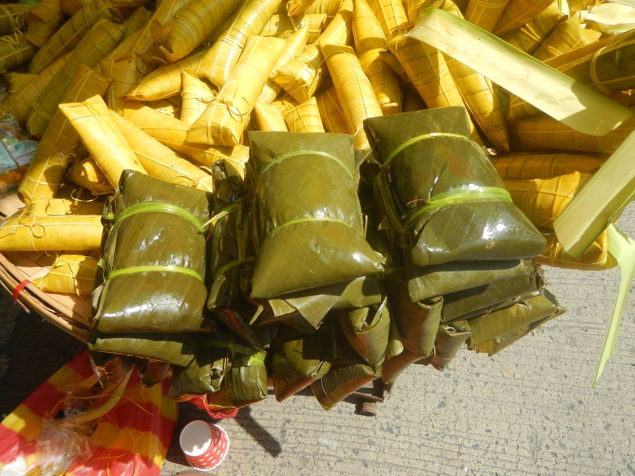 italki - 🆂🆄🅼🅰🅽 This is called Suman, one of the Philippine native ...