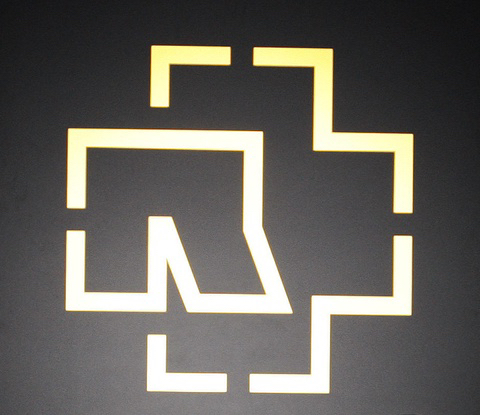 italki - Welche Band steckt hinter diesem Logo?[Image]